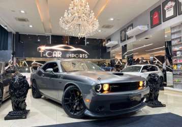 Dodge Challenger 6.4 Hemi R/t Scat Pack Torqueflite V8 à venda | Chaves ...