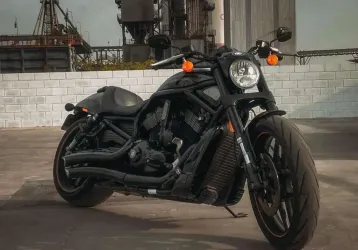 Suzuki Intruder a partir de 2010 125 em Belo Horizonte - MG | Chaves na Mão