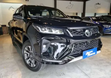 Toyota Hilux Sw4 2022-2024 à venda | Chaves na Mão