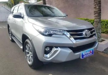 Toyota Hilux Sw4 a partir de 2023 2.8 Srx Diamond 4x4 Turbo em Botucatu ...