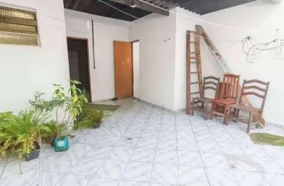 Casas com 1 quarto na Rua Coronel Bento Pires em São Paulo | Chaves na Mão