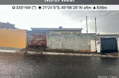 Casas com 2 quartos à venda no Jardim Eunice em Alfenas | Chaves na Mão