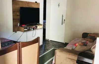 Casas com 2 quartos na Rua Luca Conforti em São Paulo | Chaves na Mão