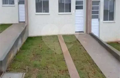 Terrenos em condomínio fechado à venda na Rua Santino Leme de Almeida ...