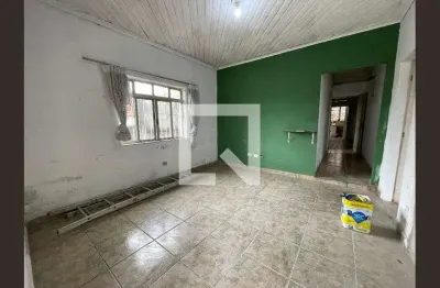 Casas com 3 quartos para alugar na Rua Sebastião Rodrigues Urbano em ...