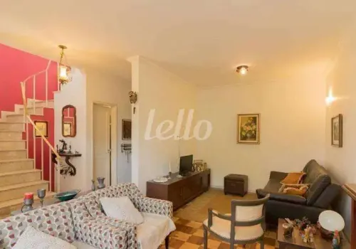 Casa comercial com 2 salas na Rua Jacira, 56, Moema, São Paulo - SP ...