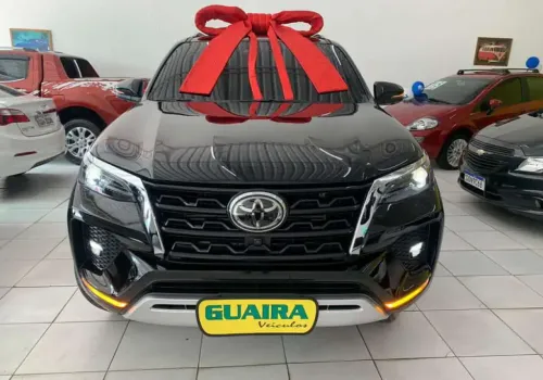 Toyota Hilux Sw4 2022 por R$ 399.990, São Paulo, SP - ID: 2149657 | Chaves na Mão