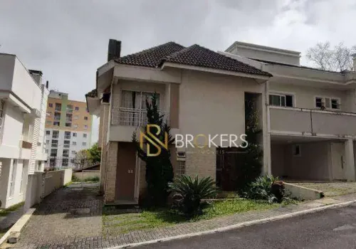 Casas em condomínio com 3 quartos para alugar na Rua Renato Polatti em Curitiba | Chaves na Mão