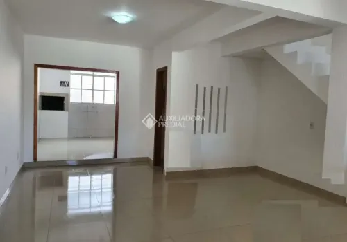 Casas à venda no Hípica em Porto Alegre | Chaves na Mão