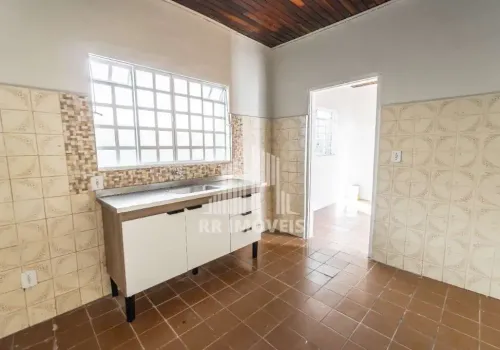 Casas na Rua Vinte e Um de Abril em Botucatu | Chaves na Mão