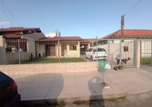 Casas com 1 quarto no Centro em Guaíba | Chaves na Mão