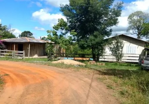 Casas com jardim à venda na Zona Rural em Taquara | Chaves na Mão