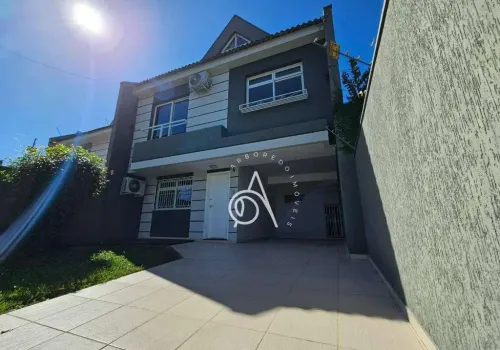 Casas à venda na Rua André Cecone em Curitiba | Chaves na Mão