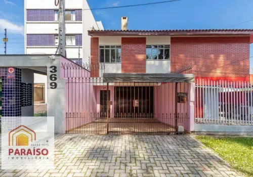 Casas com 3 quartos para alugar na Rua Luiz Parigot de Souza em Curitiba | Chaves na Mão