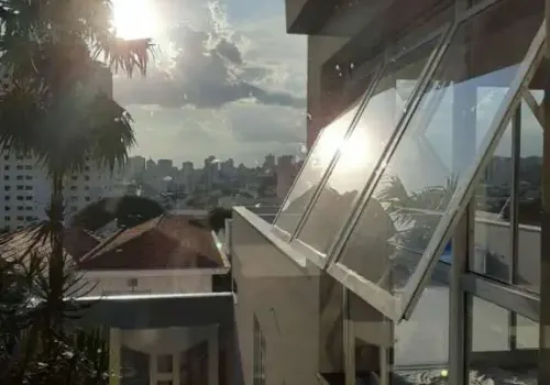 Casas em condomínio com jardim para alugar na Rua Carlos Tiago Pereira ...