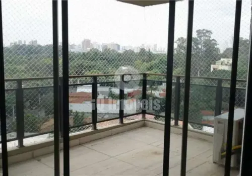 Coberturas com 1 quarto na Rua Escobar Ortiz em São Paulo | Chaves na Mão