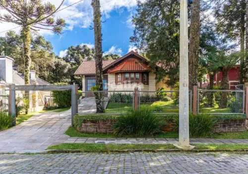 Casas com 3 quartos à venda no Remanso em Canela | Chaves na Mão