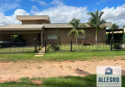 Casas em condomínio com piscina à venda em Mendonça - SP | Chaves na Mão