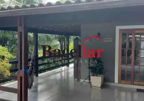 Chácaras com piscina à venda na Pedra de Guaratiba no Rio de Janeiro ...