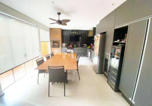 Casas em condomínio com piscina à venda no Condomínio Reserva Olga em ...