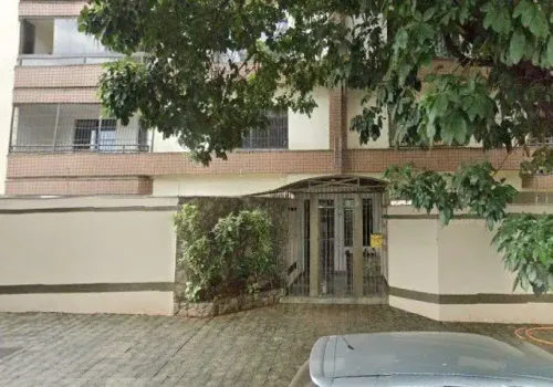 Apartamentos com 3 quartos na Rua Padre Germano José Mayer em Maringá ...