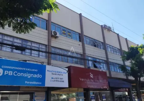 Apartamentos com varanda com 3 quartos para alugar na Rua Rui Barbosa em Toledo | Chaves na Mão