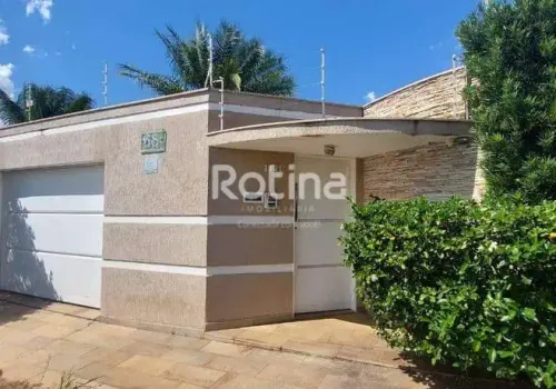 Imóveis de 4 quartos para alugar na Rua Guilhermino R. Cunha em Uberlândia | Chaves na Mão