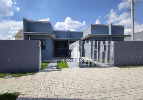 Casas com quintal com 2 quartos à venda na Rua Ricardo Eugênio Graeser ...