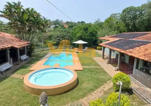 Casas com piscina à venda na Estrada Turística do Morro do Saboó em São ...