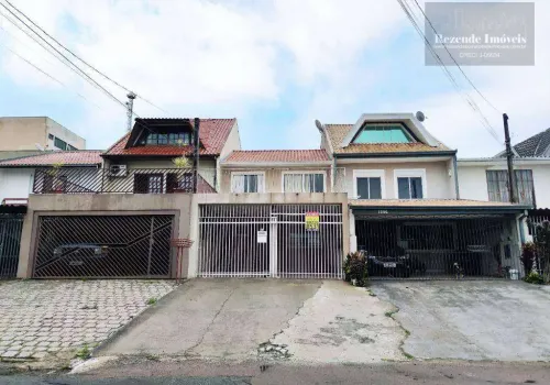 Casas na Rua Heitor Baggio Vidal em Curitiba | Chaves na Mão