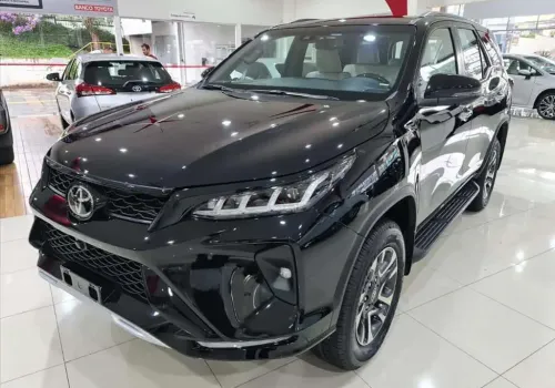 Toyota Hilux Sw4 2022-2025 à venda em São Paulo - SP | Chaves na Mão