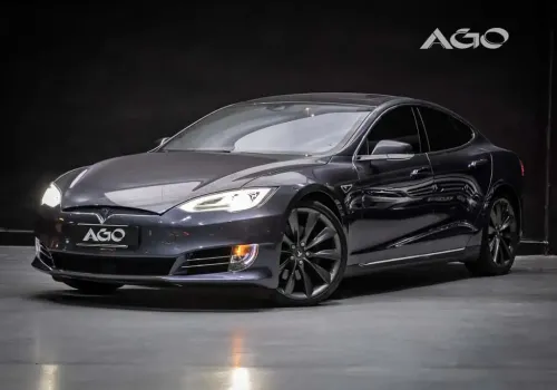 Tesla Model S a partir de 1081 | Chaves na Mão