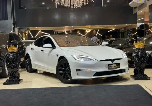 Tesla Model S a partir de 1013 em São Paulo - SP | Chaves na Mão