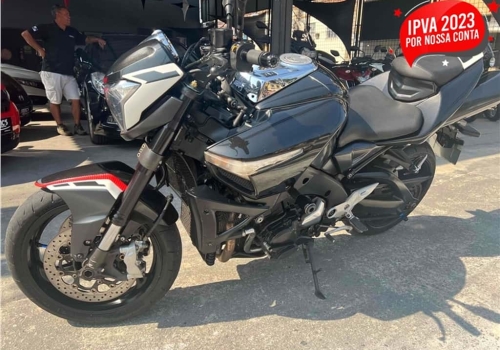 Suzuki B-king a partir de 1963 | Chaves na Mão