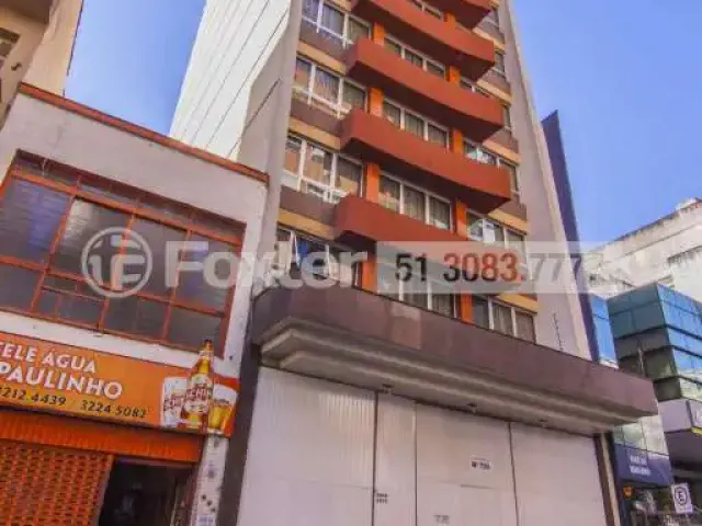 Prédio com 53 salas na Rua Vigário José Inácio, Centro Histórico, Porto ...
