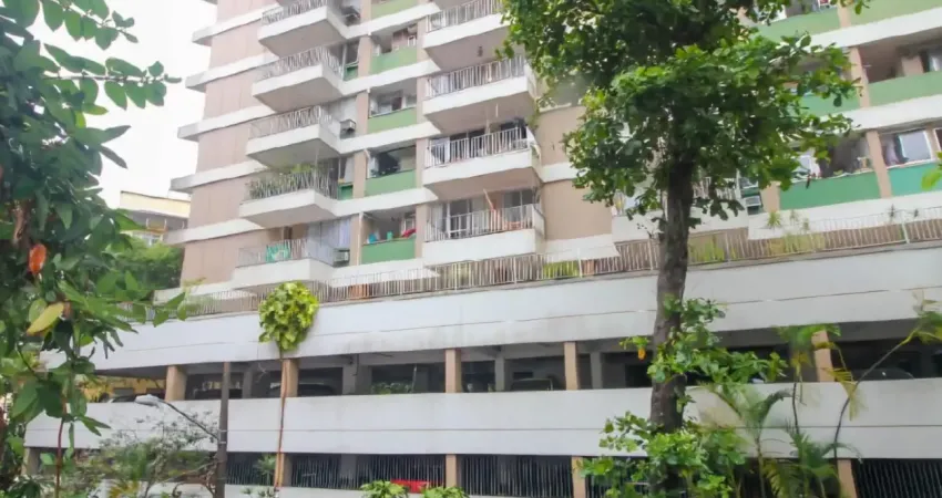 Prédio com 4 salas na Rua Hermenegildo de Barros, 18, Santa Teresa, Rio ...