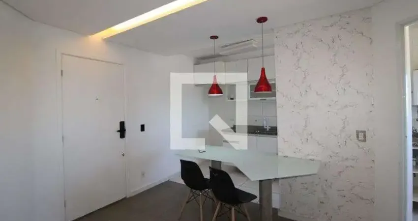 Apartamento com 2 quartos na Rua Vinte e Dois de Agosto, Vila Dionisia ...