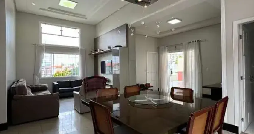 Casa em condomínio fechado com 3 quartos na Avenida Mário Andreazza ...