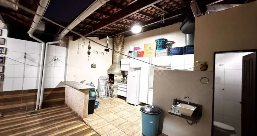 Casa em condomínio fechado com 3 quartos na Avenida Mário Andreazza ...