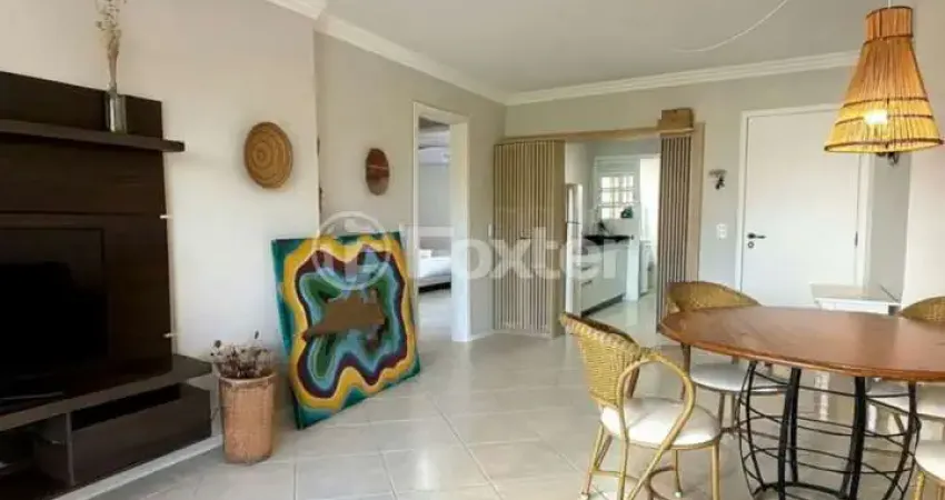 Apartamento com 2 quartos na Avenida Tom Traugott Wildi, 205, Praia ...
