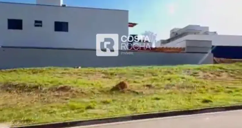 Terreno em condomínio fechado na Rua Professora Rosa Ferrari Valente ...