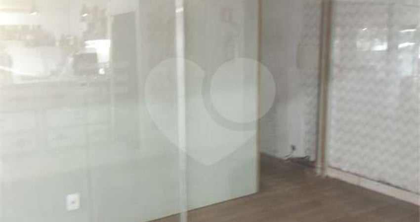 Ponto comercial na Rua José Félix de Oliveira, 928, Vila Santo Antônio ...