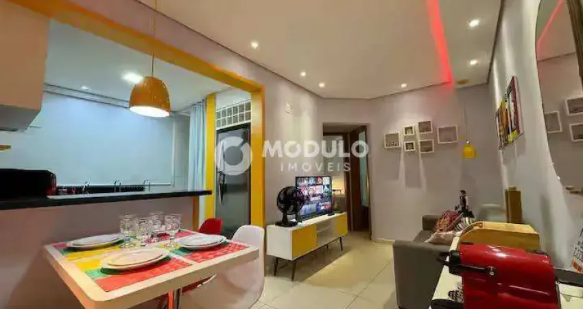 Apartamento com 2 quartos na Avenida Francisco Ribeiro, --, Santa ...