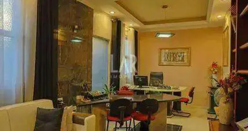 Casa com 6 quartos na Rua Bom Despacho, --, Santa Tereza, Belo ...