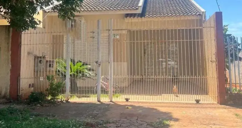 Casa com 3 quartos na Rua Louis Pasteur, 147, Jardim Alvorada, Maringá ...