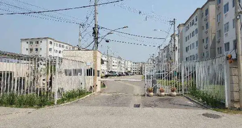 Apartamento com 2 quartos na Rua Hélio do Amaral, --, Realengo, Rio de ...