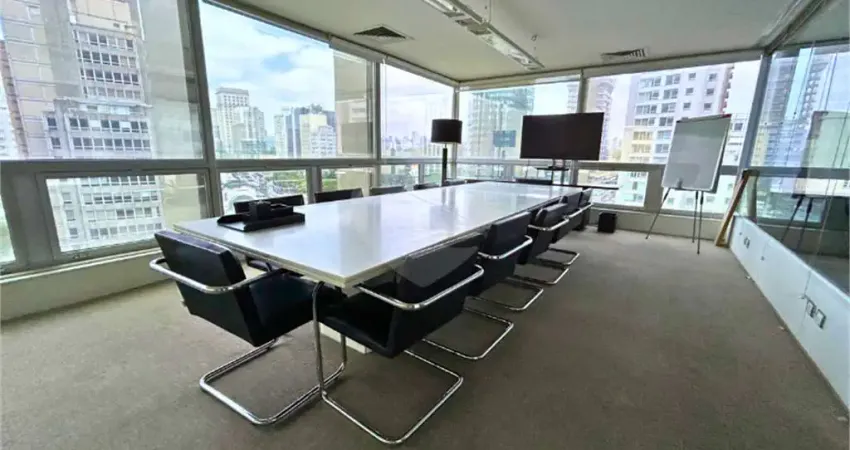 Sala comercial na Avenida Brigadeiro Faria Lima, --, Jardim Europa, São ...