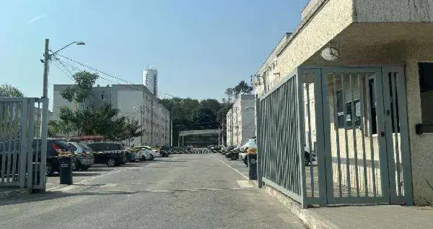 Apartamento com 2 quartos na Estrada da Boa Esperança, Parque Santa ...
