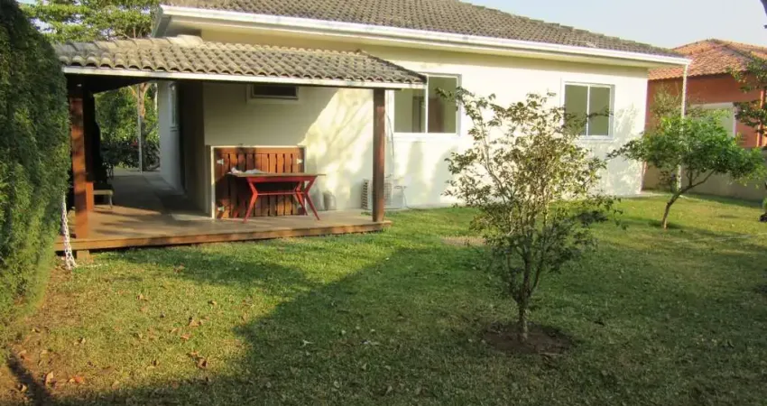 Casa em condomínio fechado com 3 quartos na Estrada Pedra da Vargem ...